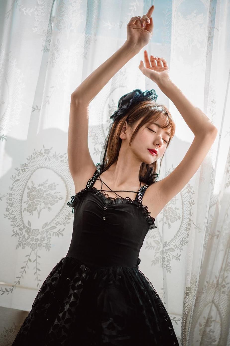 Kyokyo沉迷汉堡王a站，为你带来的cos作品绝对让你目不转睛 - 春奈亭